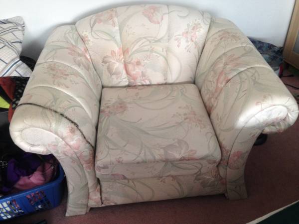 7 Pieces of Furniture That Will Bring You Back to the 90s