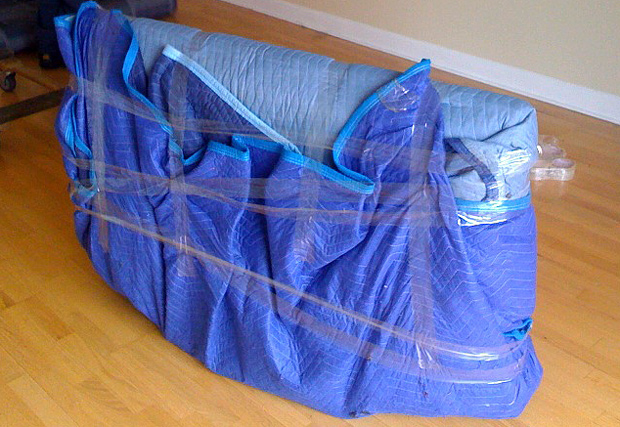 How to Dismount, Pack, and Move a Television | Dolly Blog