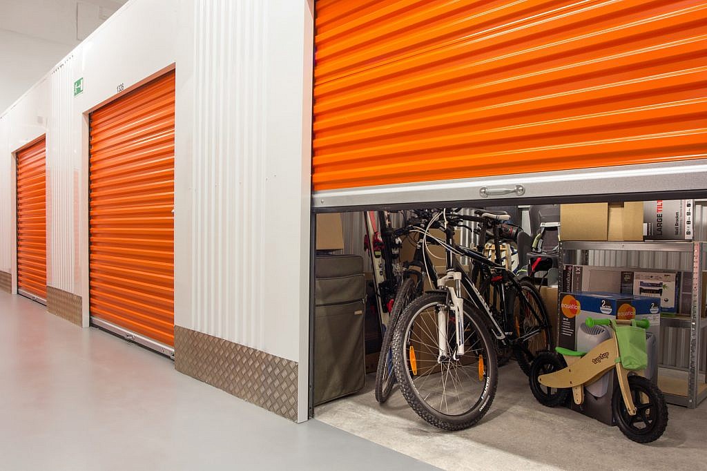 Sizing It Up: How to Choose the Best Self-Storage Unit | Dolly Blog