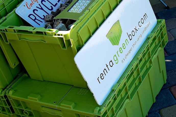 From Box Rentals to Recycled Boxes: 11 Moving Box Alternatives | Dolly Blog